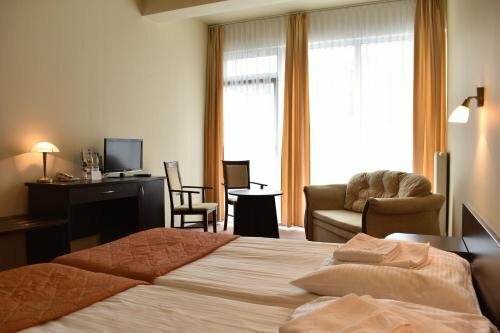 Otel Hotel Nat Ustroń, Ustron, foto