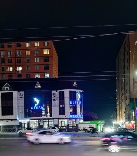 Yüzme havuzları Delfin, Makhachkala, foto
