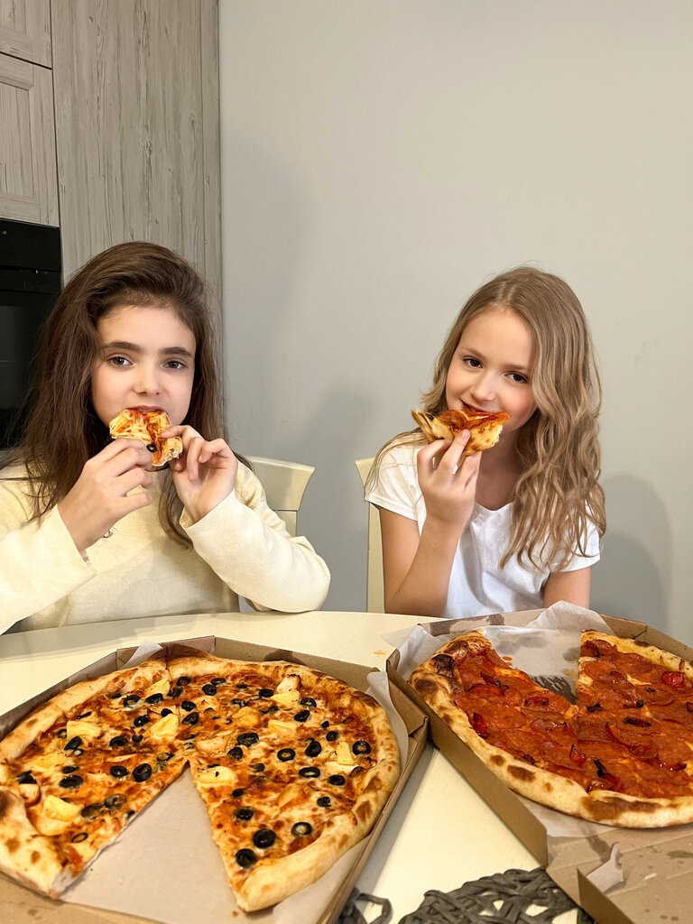 Pizzacılar Вожык гуляка, Lida, foto