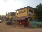 I. A. E (Brazzaville, Commune de Moukoundzi-Ngouaka), ortaokul  Brazzaville'den