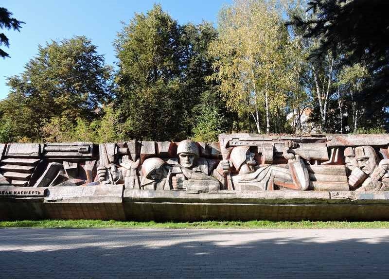 Anıt, heykel Аллея героев нарофоминцев, Naro‑Fominsk, foto