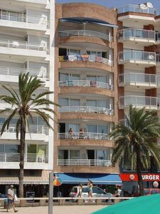 Apartaments Sala Mar (Comunidad Autònoma de Cataluña, Girona, Lloret de Mar, placa Espanya), otel  Lloret De Mar'dan