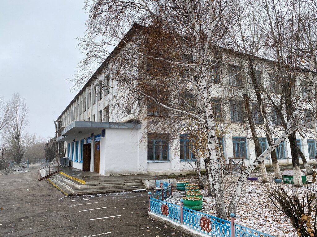 Ortaokul Secondary school № 2, Akmola eyaleti, foto