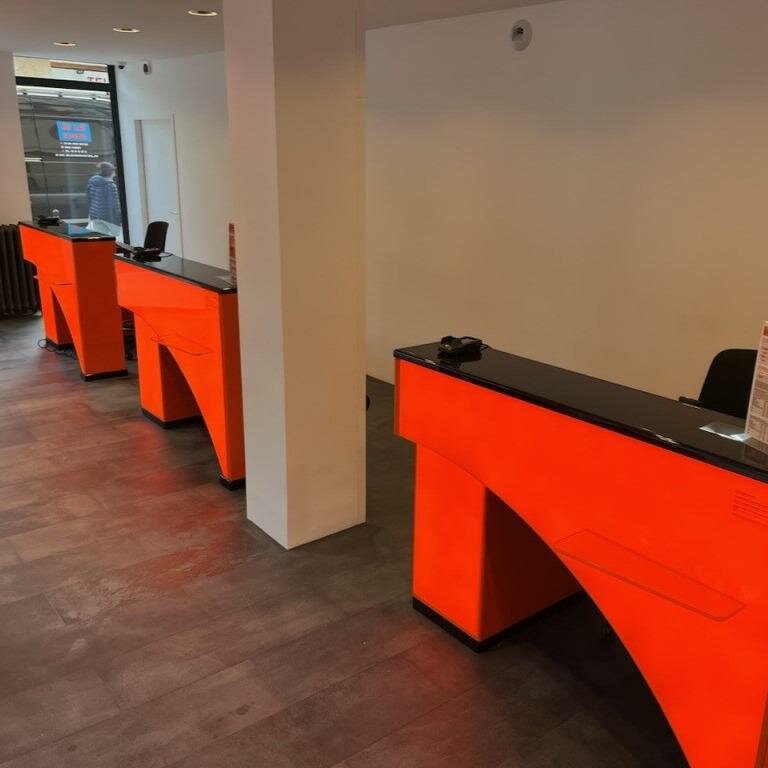 Oto kiralama Sixt location de voitures Paris 13, Paris, foto