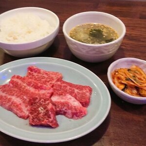 ホルモン食堂食樂さくら通り店 (Fukushima Prefecture, Koriyama), restoran  Koriyama'dan