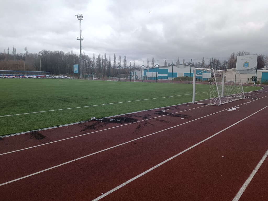 Çok amaçlı spor tesisleri Салют, Samara, foto