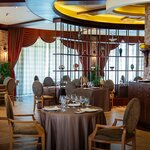 Sardinia (Shakhbout Bin Sultan Street No:459), restoran  Abu Dabi'den