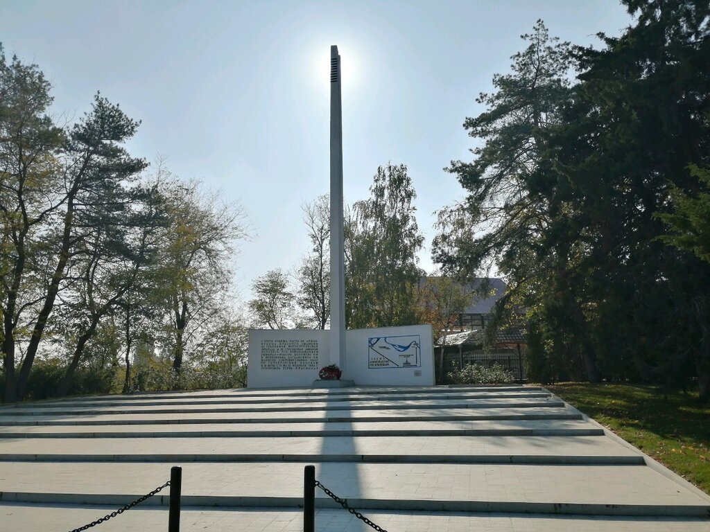 Anıt, heykel Воинам 46 армии ВОВ, Krasnodar, foto