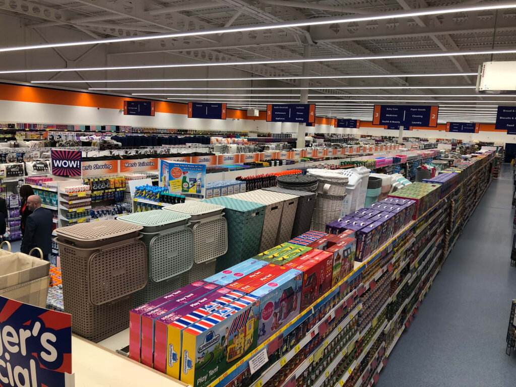 i̇ndirim ve fırsat sistemleri B&m Store, Glasgow, foto