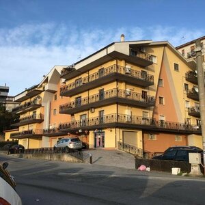 Il Tulipano (Calabria, Cosenza, Via Stazione, 16), otel  Calabria'dan