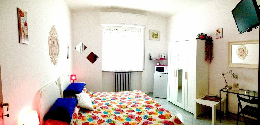 Otel Top Suit Uno - Guest House, Lombardiya, foto