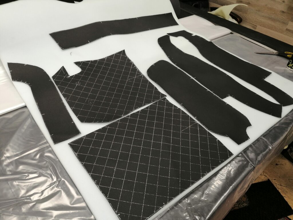 Oto döşeme Zig Zag Tomsk, Tomsk, foto