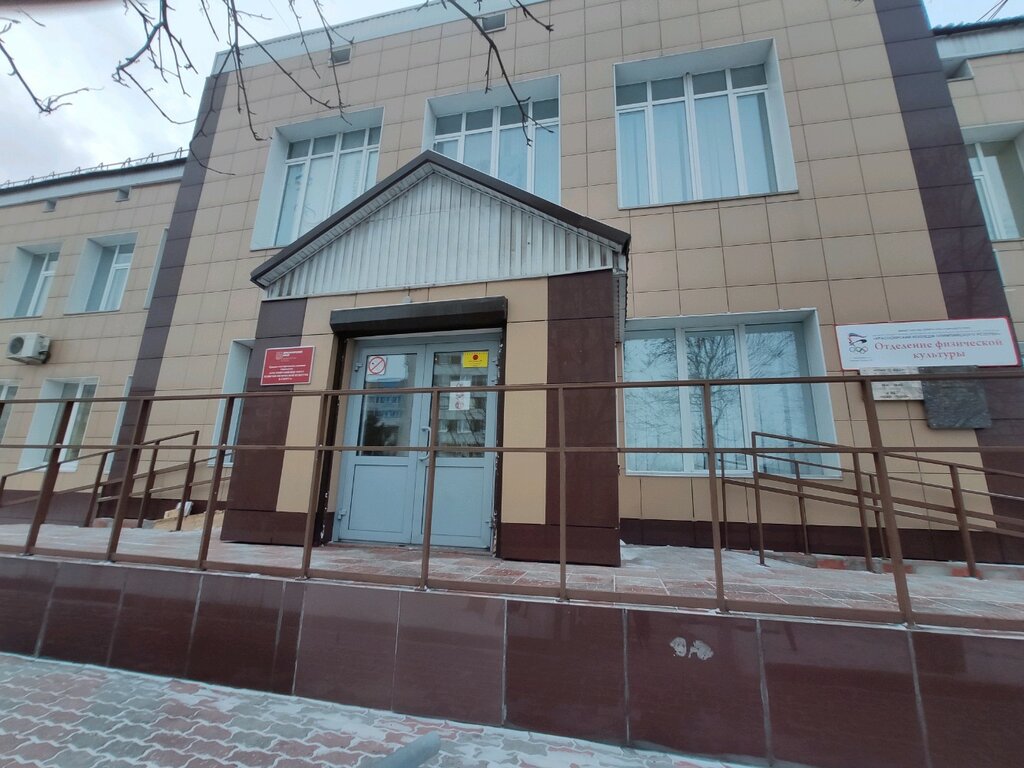 Uzmanlık eğitimi Krasnoyarsky institut fizicheskoy kultury i sporta, Krasnoyarsk, foto