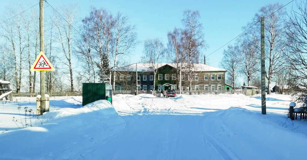 Ortaokul Основная общеобразовательная школа, Kostromskaya oblastı, foto
