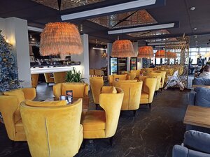 U Neptuna (ulitsa Gagarina No:2Б), kafe  Zelenogradsk'tan