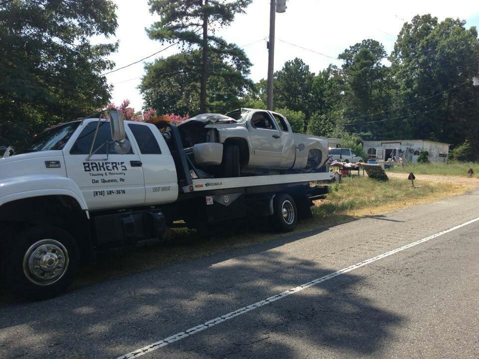 Kamyon ve ağır vasıta satış ve servis firmaları Baker's Towing & Recovery - Ashdown, Arkansas Eyaleti, foto