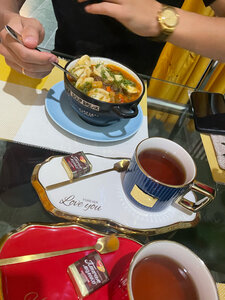 Cafe U druzey (Kabardino-Balkarian Republic, Elbrusskiy District, Tyrnyauz, A-158, uchastok Baksan - Elbrus, 57-y kilometr), kafe  Tyrnauz'dan