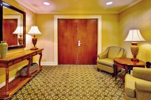 Holiday Inn Express & Suites Flowood (Mississippi, Rankin County), otel  Missisippi Eyaleti'nden