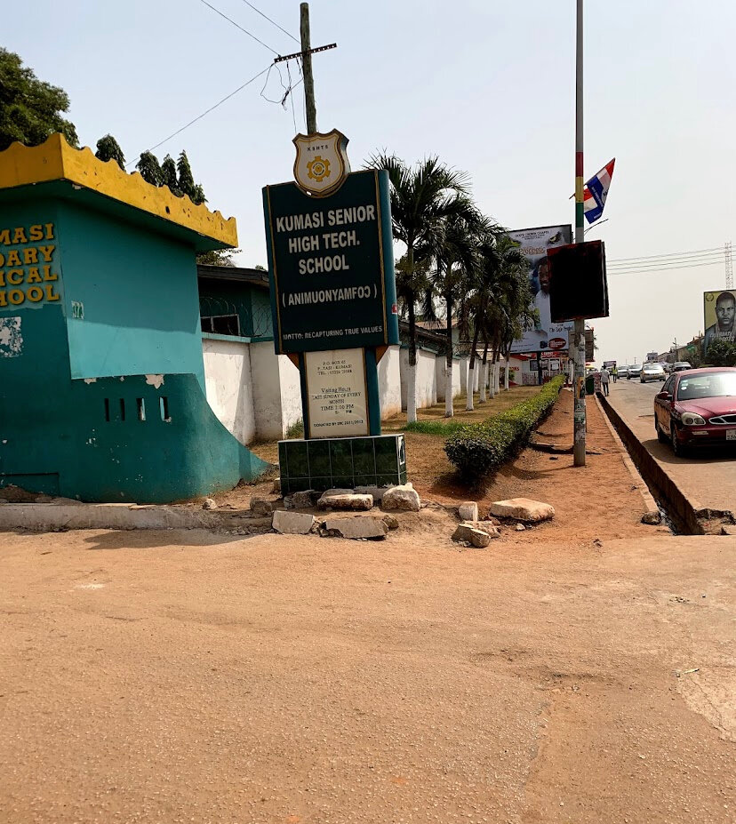 Ortaokul Kumasi Senior High Technical School, Kumasi, foto