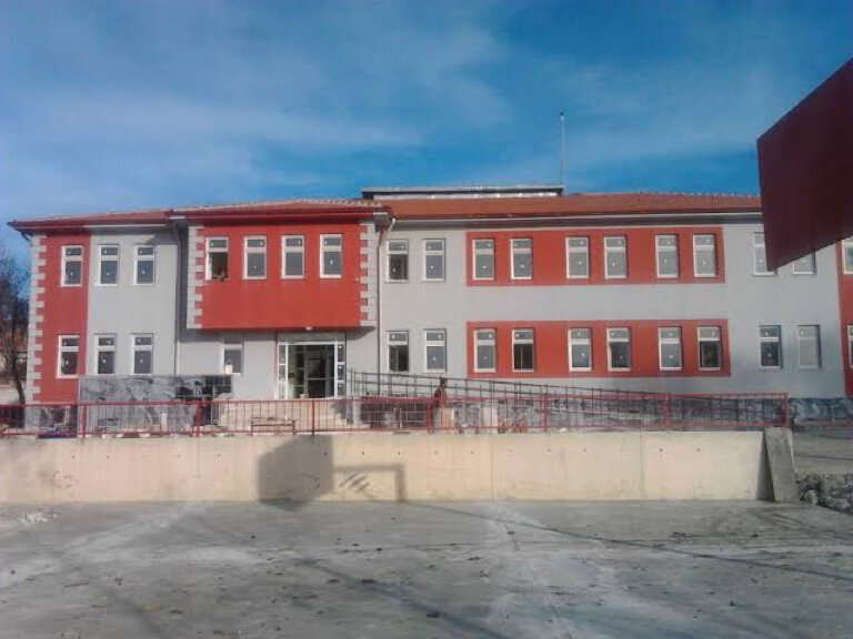 Ortaokul Kervansaray Ortaokulu, Zile, foto