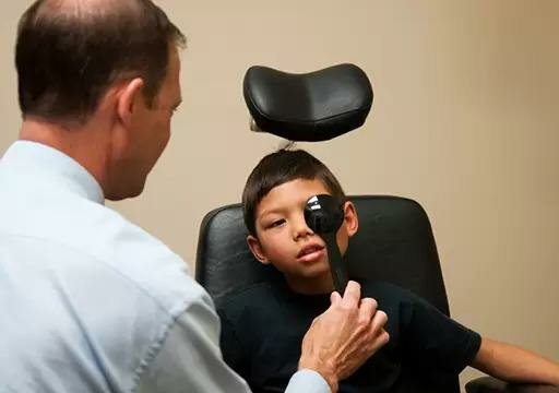 Optik Custom Eyes Optometry, Costa Mesa, foto