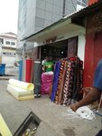 Ets W. D (Brazzaville, Commune de Moungali, Rue Moundzombo), ev tekstili toptancıları  Brazzaville'den