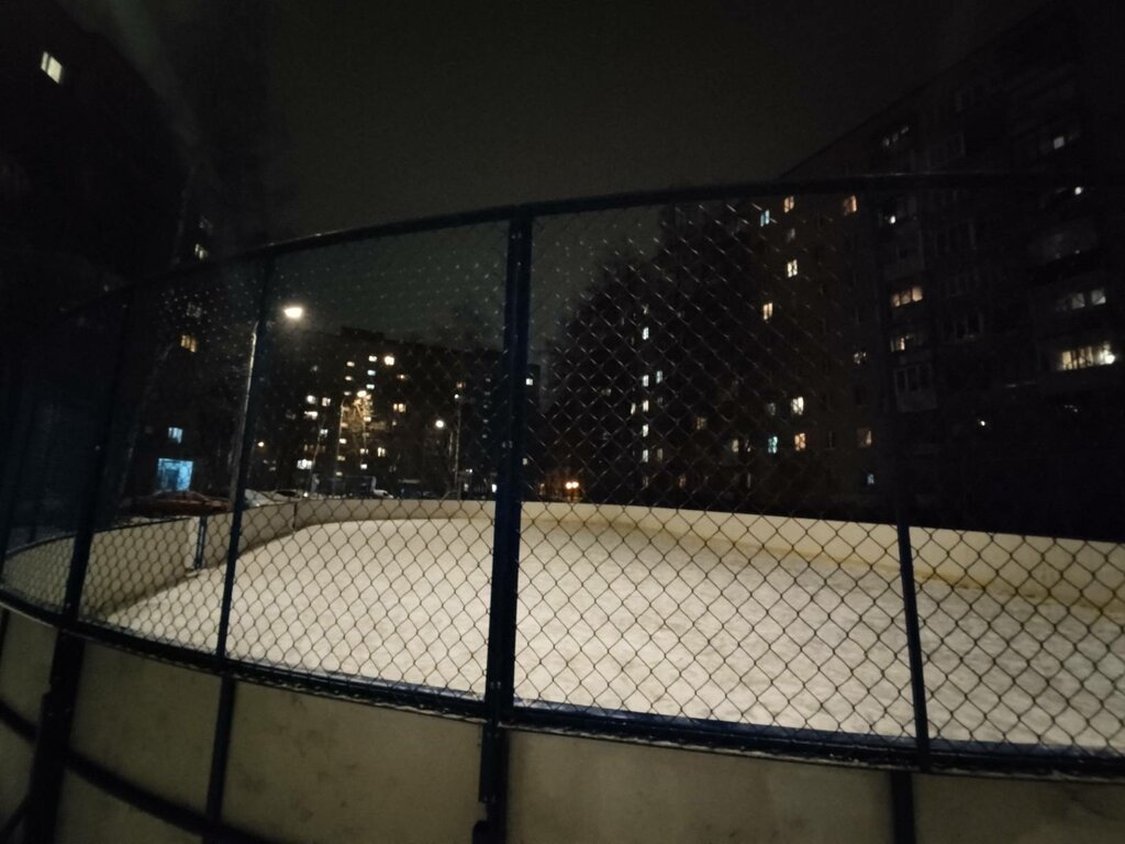 Buz pateni pistleri Ice rink, Serpuhov, foto