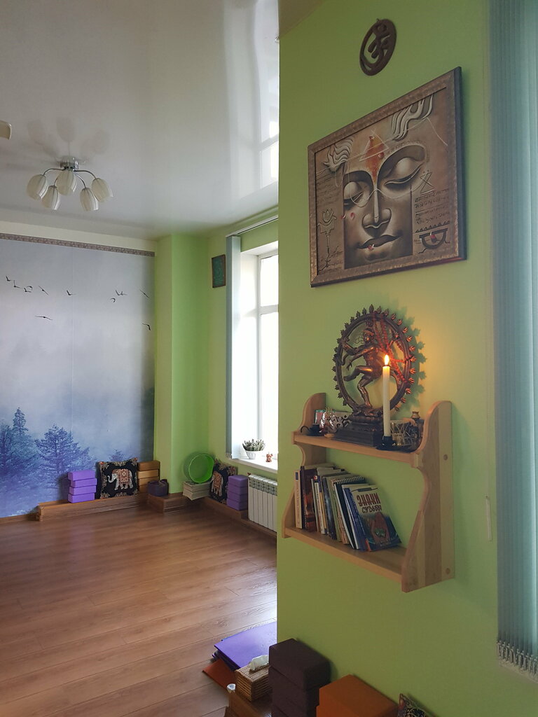 Yoga stüdyosu Studiya yogi i ayurvedy Vasanta, Artem, foto