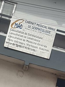 Annie Dermatology Medical Office (Boulevard Mamadou Konaté No:692, Treichville), tıp merkezleri ve klinikler  Abican'dan