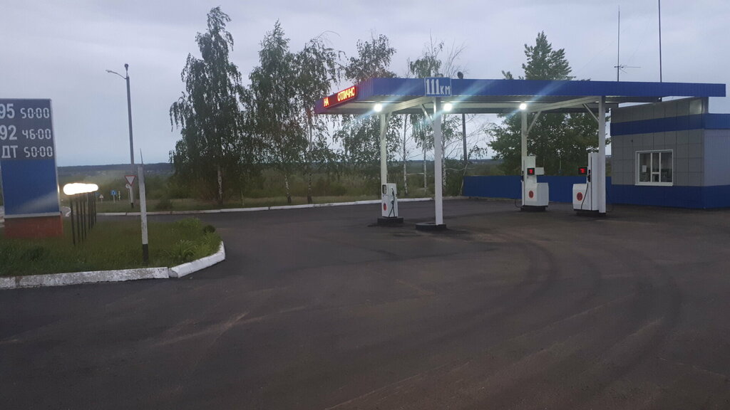 Benzin istasyonu АЗС 111 км, Voronejskaya oblastı, foto