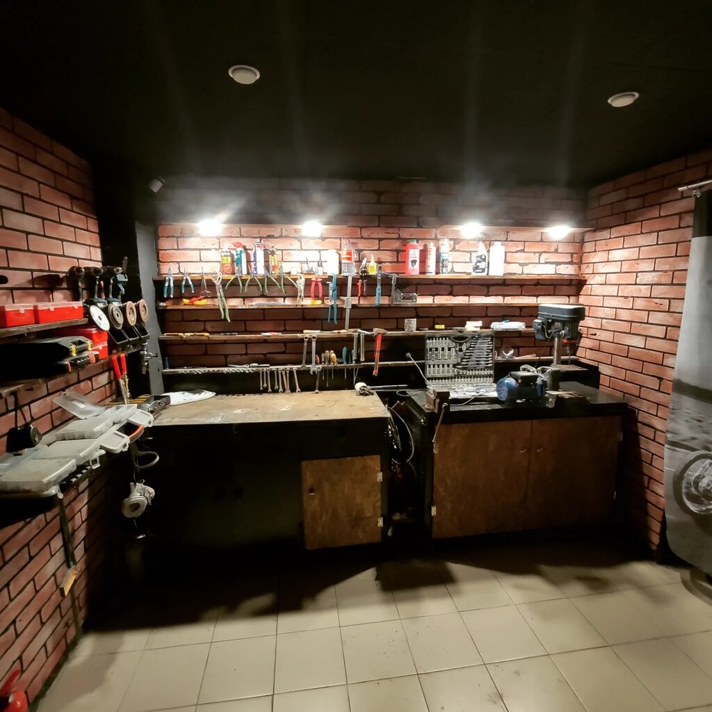 i̇nşaat gereçleri Прокат строительного инструмента, Belgorodskaya oblastı, foto