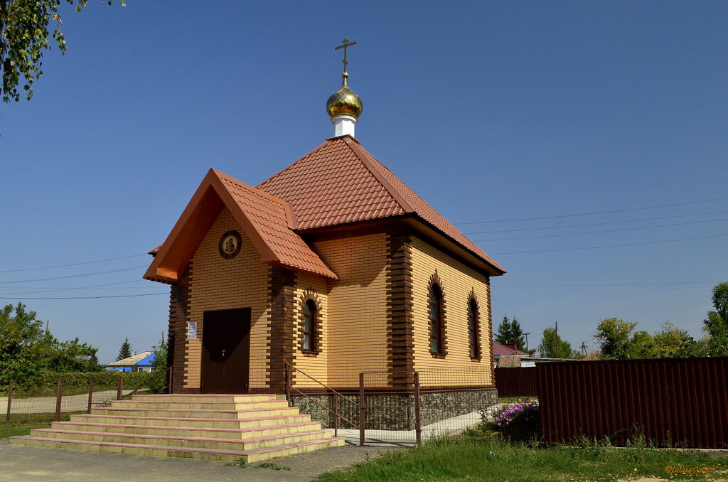 Ortodoks kiliseleri Церковь иконы Божией Матери Троеручница, Altayski krayı, foto