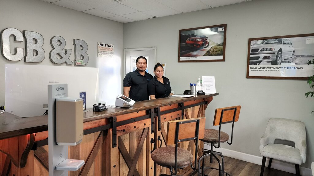 Otomobil servisi Cisco's Benz & Beemers Auto Repair, Rancho Cucamonga, foto