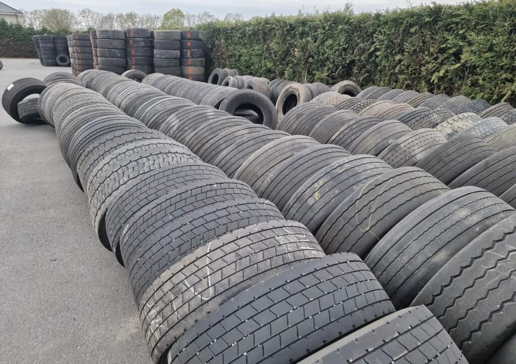 Jant ve lastikçiler Tires from friends, Moskova ve Moskovskaya oblastı, foto