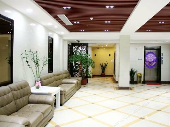 Otel Zijingu Business Hotel, Cindao, foto