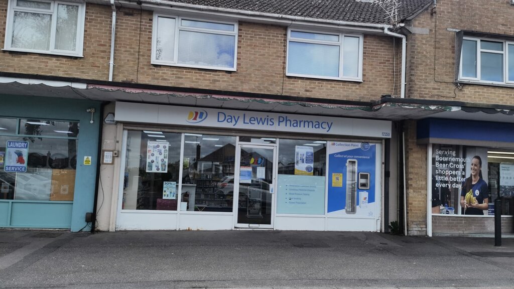 Eczaneler Day Lewis Pharmacy Bear Cross, Bournemouth, foto