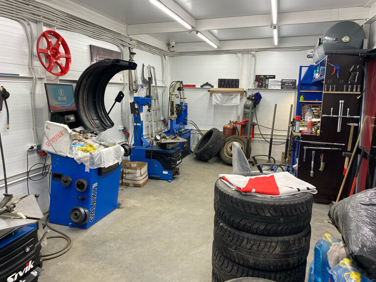 Oto lastik tamiri Шиномонтаж № 1, Çeliabinsk, foto