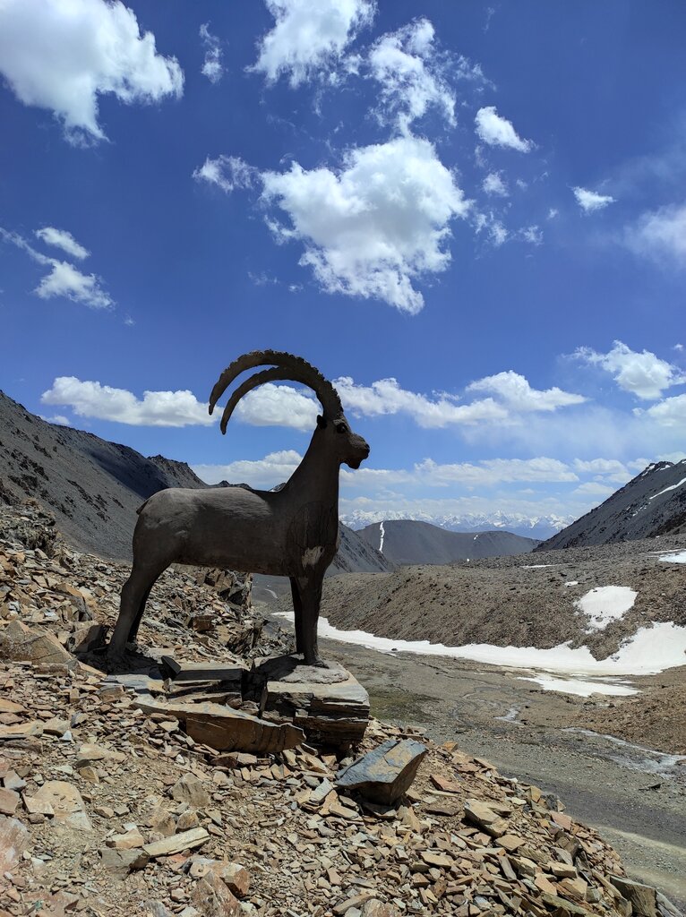 Dağ geçidi Перевал Суек, Issık Göl İli, foto