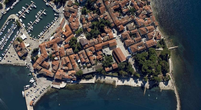 Otel Apartments Rona Mareda, Dünya, foto