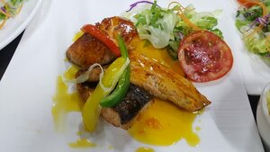 Sonia's Homestyle Cooking & Natural Juices (Kingston), restoran  Kingston'dan