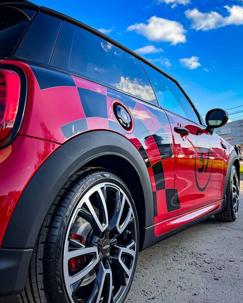 Araç film kaplama NikWrapper, Riazan, foto