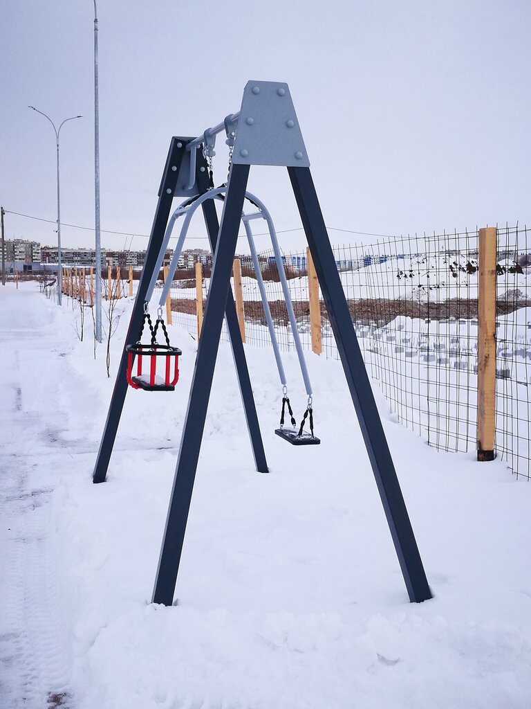 Oyun alanı Playground, Magnitogorsk, foto