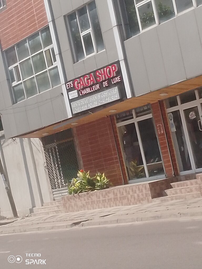 Giyim mağazası Gaga Shop, Brazzaville, foto