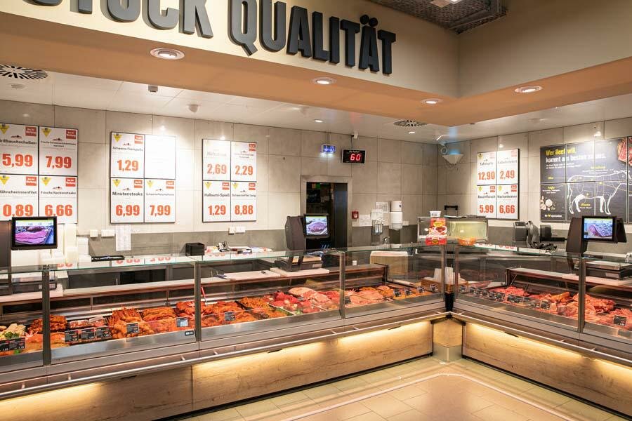 Toptan et ürünleri Edeka Kruse Ostfriesland, Aşağı Saksonya, foto