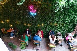 Say Cheese (Saryan Street No:26/1), kafe  Erivan'dan