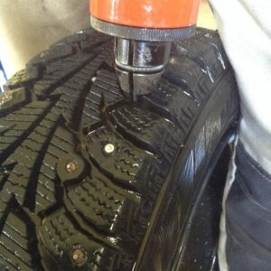 Oto lastik tamiri Radius, Tiumen, foto