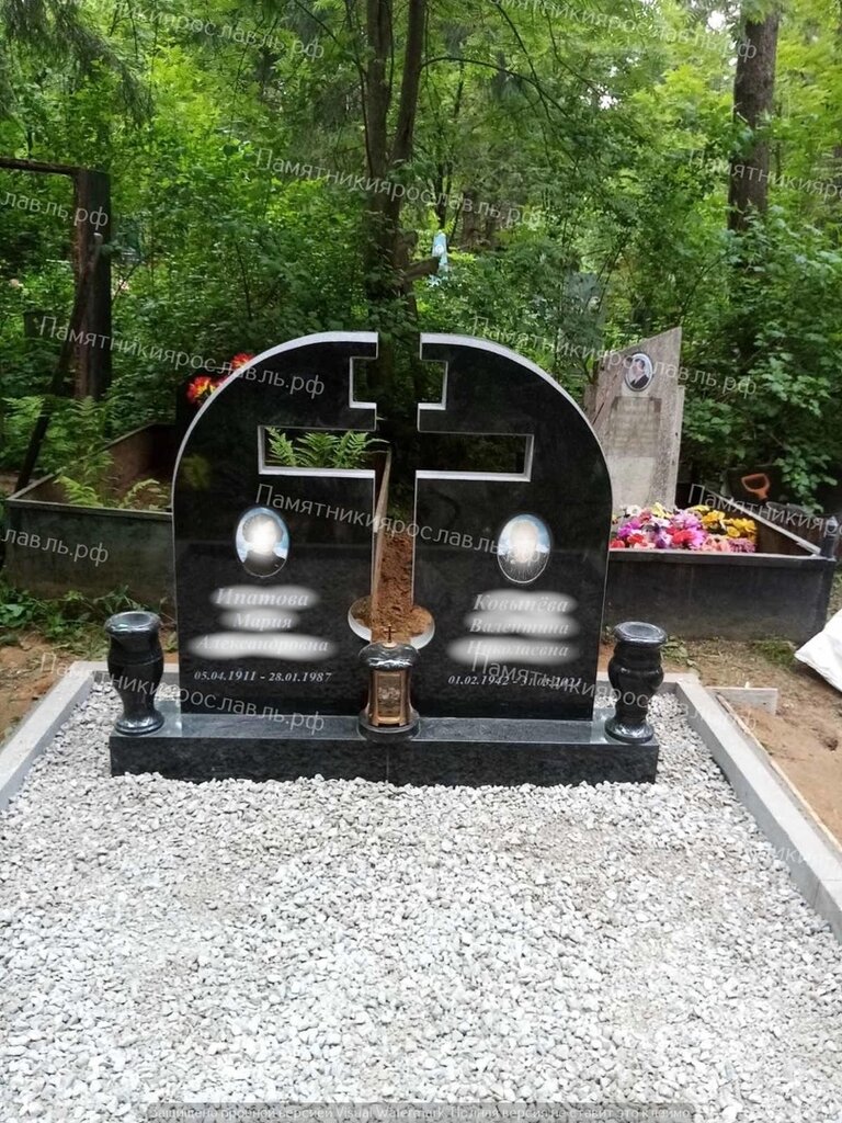 Heykel ve mezarlık taşı üreticileri Vechnaya pamyat, Yaroslavl, foto