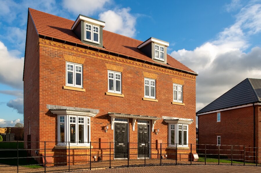 Arazi dizisi David Wilson Homes at Overstone Gate, İngiltere, foto