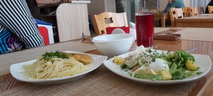 Usolie (Komsomolskiy prospekt No:33), kafe  Usolye‑Sibirskoye'den