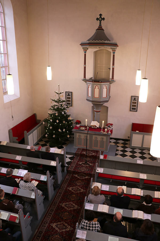 Dini dernekler Kirche Harperscheid - Evangelische Trinitatis-Kirchengemeinde Schleidener Tal, Kuzey Ren‑Vestfalya, foto